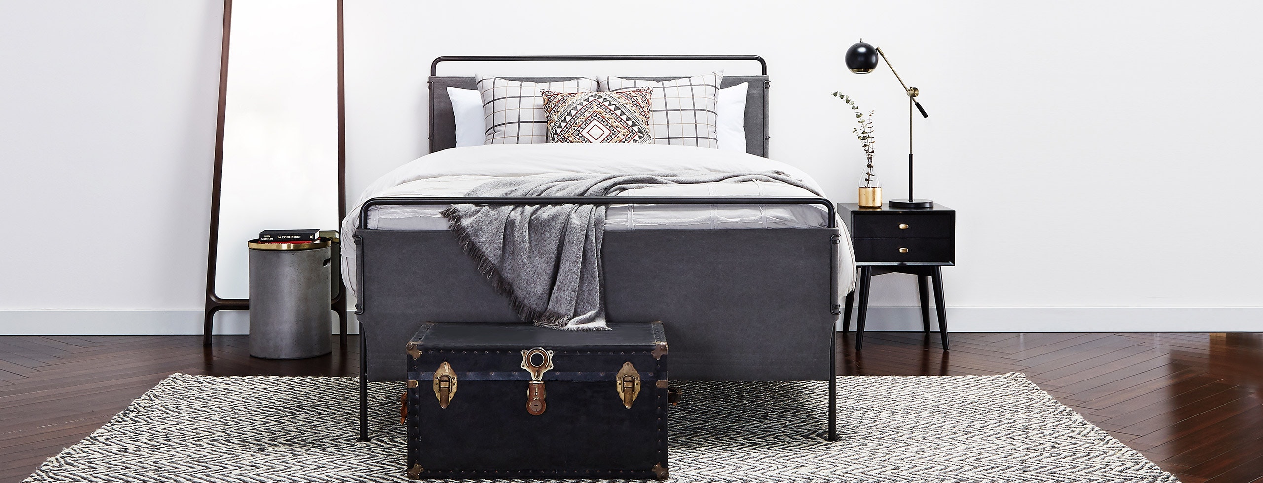 Saar Bed | Joybird
